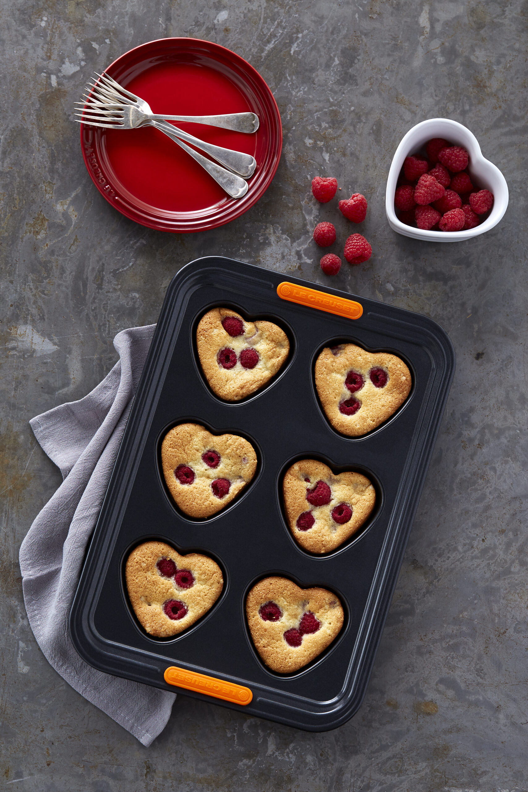 TNS 6 Cup Tiered Heart Tray - Adams